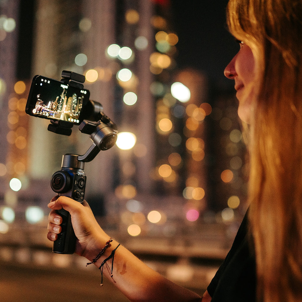 Why a Phone Stabilizer with Light is Essential for Vloggers – ZHIYUN Store